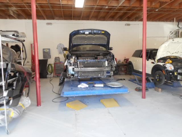 Photo Gallery of Tom's Auto Body, Inc.